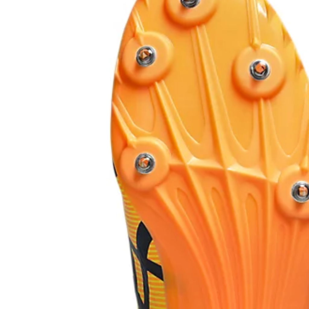 Running spikes: A podiatrists guide on fit and injury risks - cssm